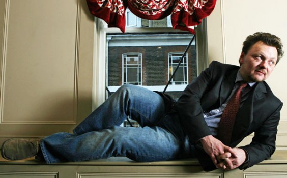 ROLLING STONE präsentiert: John Niven mit "Gott bewahre" auf Lesetour ...