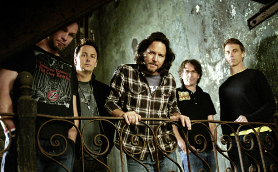 Pearl Jam: Musikvideo „Retrograde“ – mit Greta Thunberg— Rolling Stone
