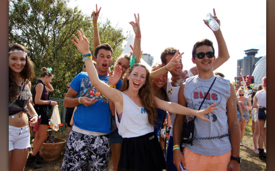 MS Dockville 2013: Glitzer, Einhörner, Märchen – die Fotos— Rolling Stone