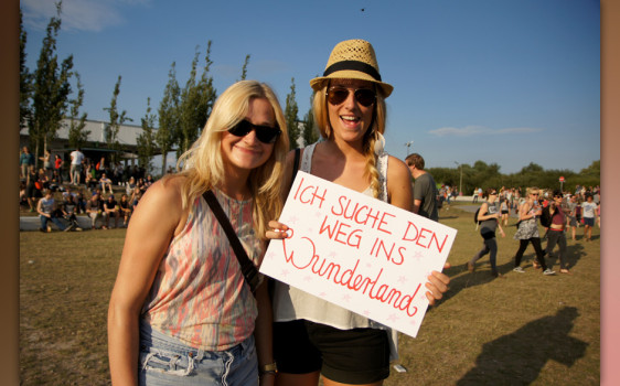 MS Dockville 2013: Glitzer, Einhörner, Märchen – die Fotos— Rolling Stone