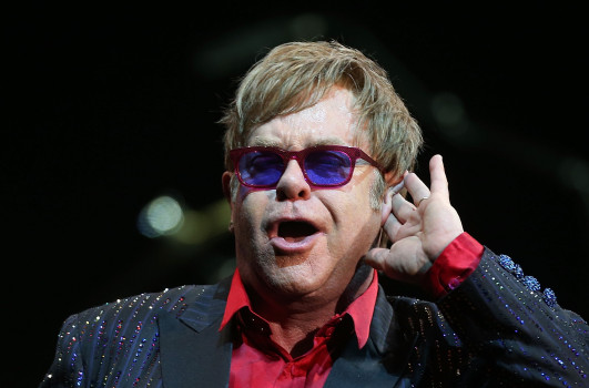 Schulbuch-Bann: Elton John attackiert Venedigs Bürgermeister