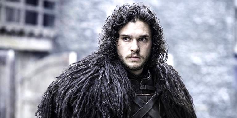 „Game of Thrones“: Jon Snow trägt tatsächlich einen IKEA-Mantel ...