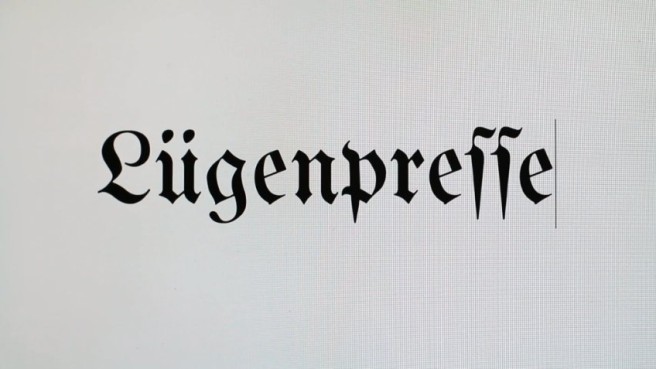 Jenni Zylkas Typewriter: Lügenpresse etc.— Rolling Stone