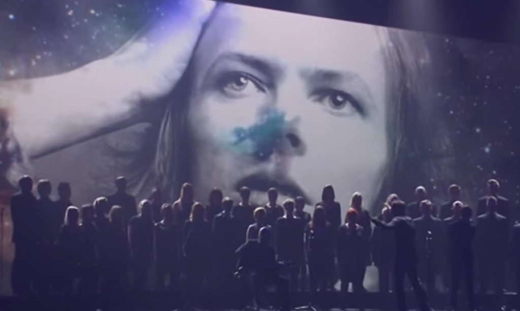 Echo 2016: David Bowie in Hall Of Fame aufgenommen (Video)— Rolling Stone
