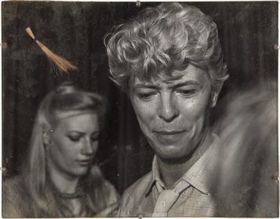Was kostet diese Locke von David Bowie?