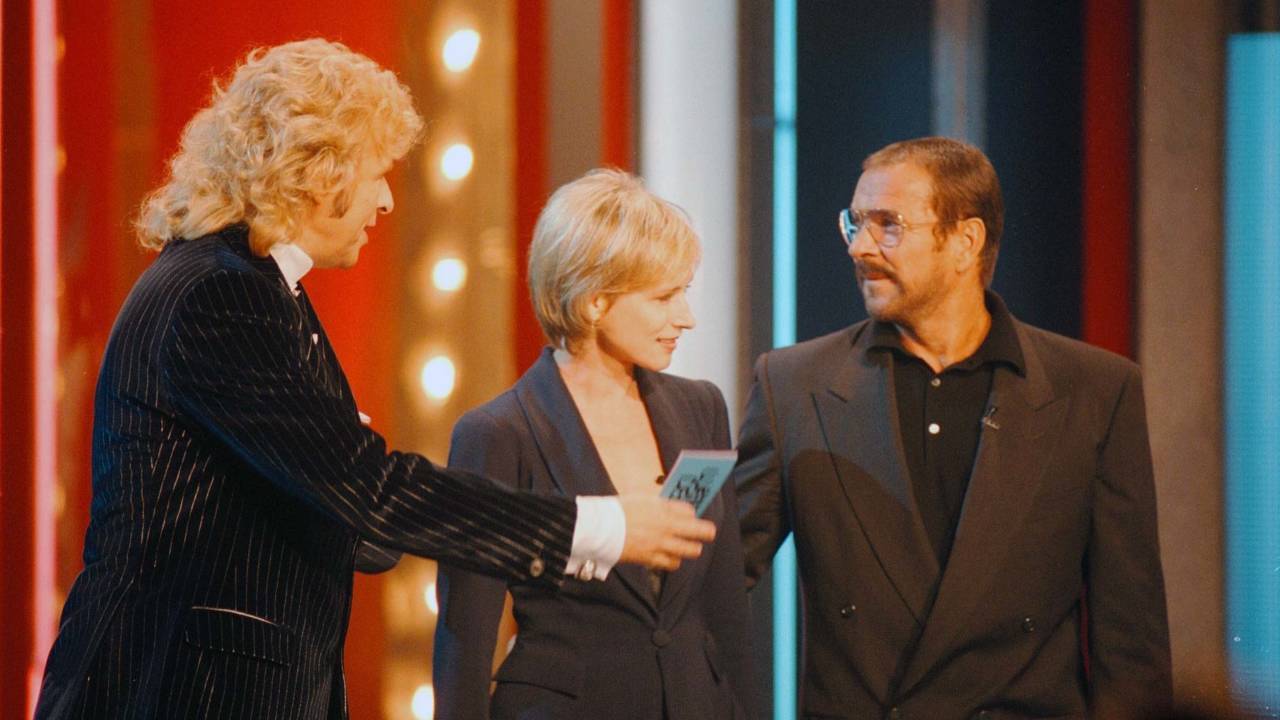 Video: Udo Lindenberg sinniert in „Wieder genauso“ über den Tod ...