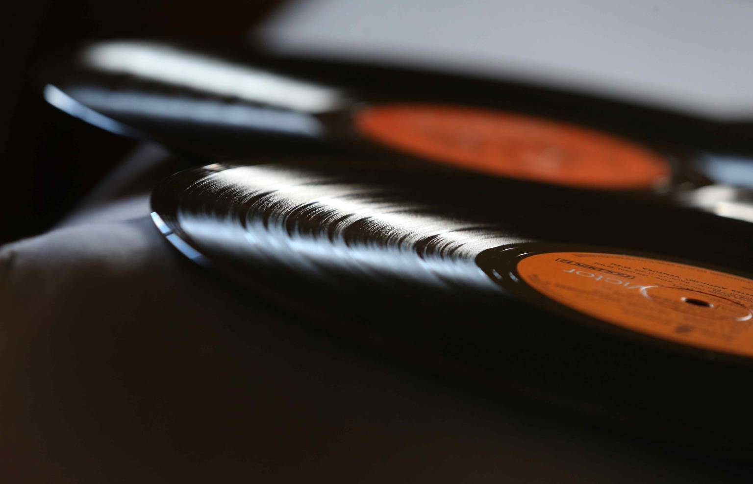 Vinyl-Verkäufe sind trotz Corona-Krise weiter gestiegen— Rolling Stone