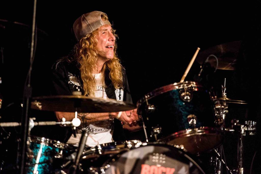 Steven Adler: „Guns N' Roses haben Izzys und mein Herz gebrochen“