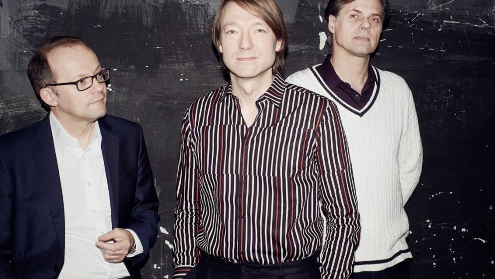 Blumfeld sind wieder da: „Love Riots Revue Tour 2018“