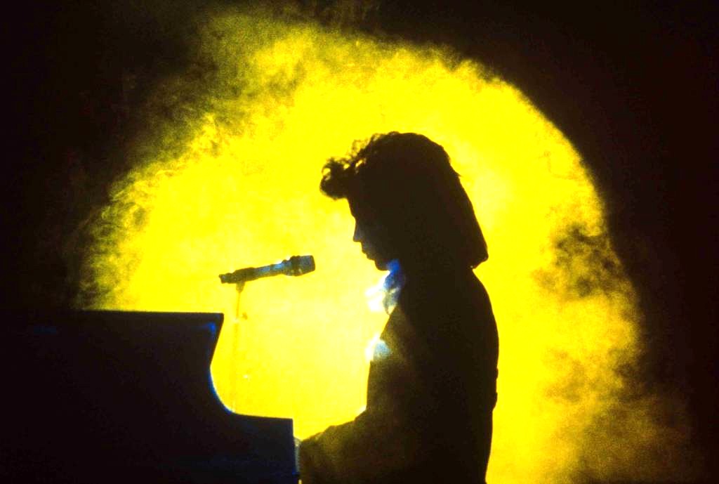 Prince: Neues Album „Piano & A Microphone 1983“— Rolling Stone