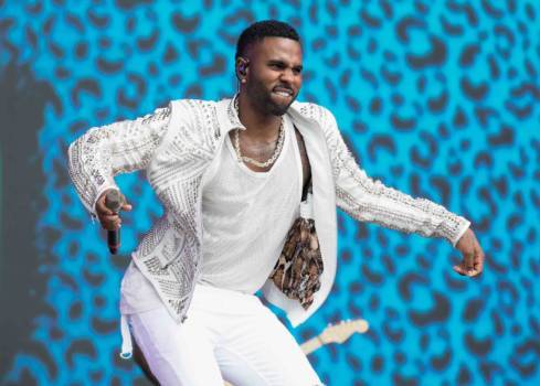 Fußball-WM: Jason Derulo und Robbie Williams bei Eröffnungsfeier – das ...