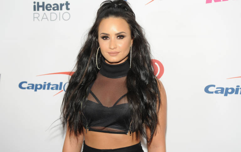 Große Sorge um Sängerin Demi Lovato: Heroin-Überdosis?— Rolling Stone