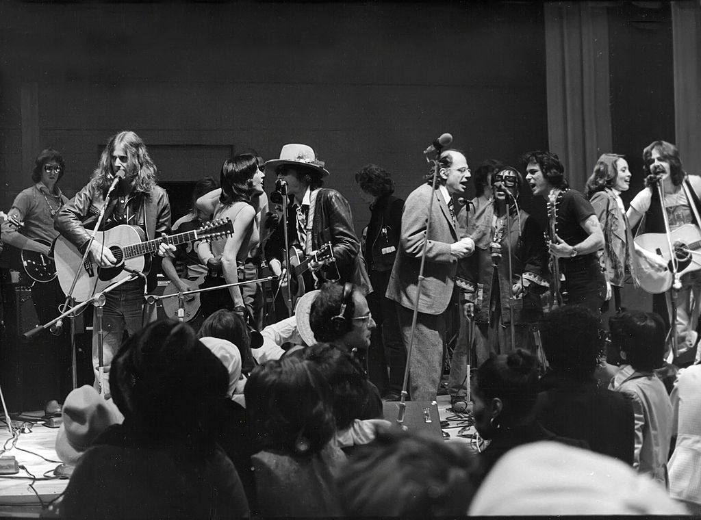 Bob Dylan: „Rolling Thunder Revue“-Box-Set mit 14 CDs + Scorsese-Doku ...