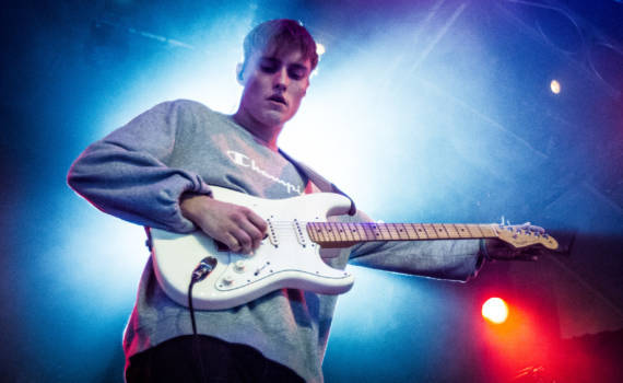 ROLLING STONE präsentiert: Sam Fender— Rolling Stone