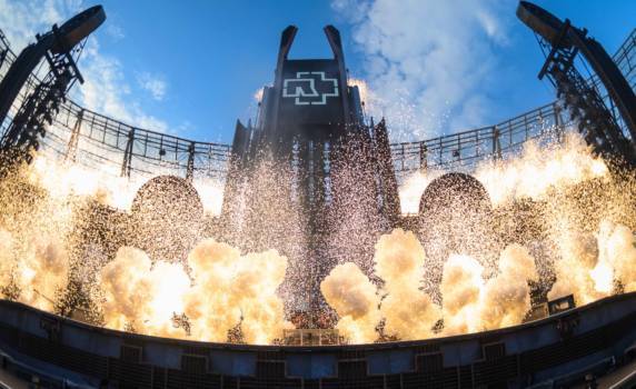 Kommt bald die Rammstein-Bühne im LEGO-Format?— Rolling Stone