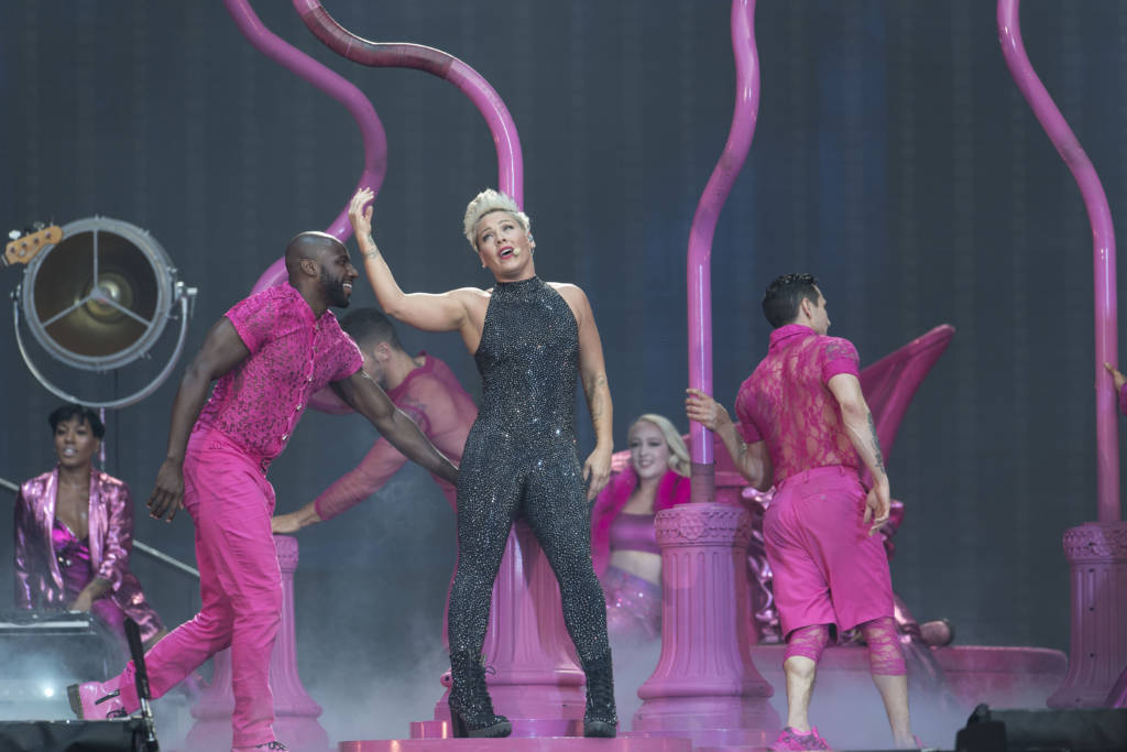 Pink live in Berlin 2019: Fotos, Videos, Setlist— Rolling Stone