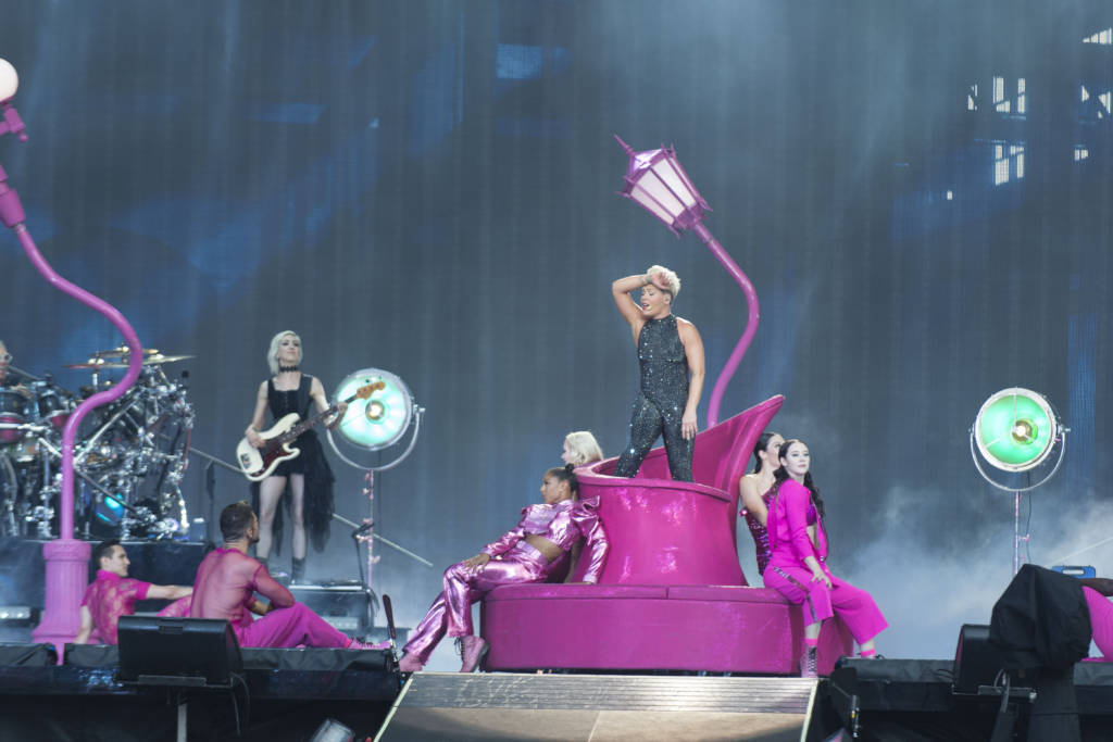 Pink live in Berlin 2019: Fotos, Videos, Setlist— Rolling Stone