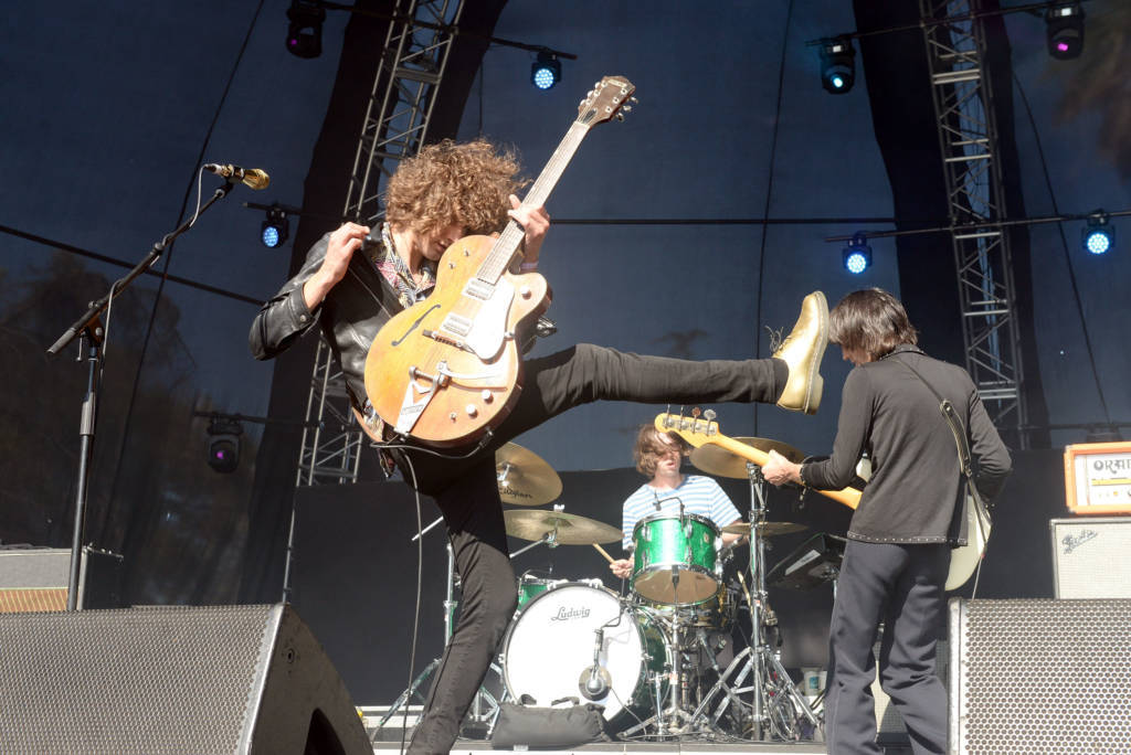 Temples im Interview: „Gitarrenmusik-Revivals kommen wie aus dem Nichts ...