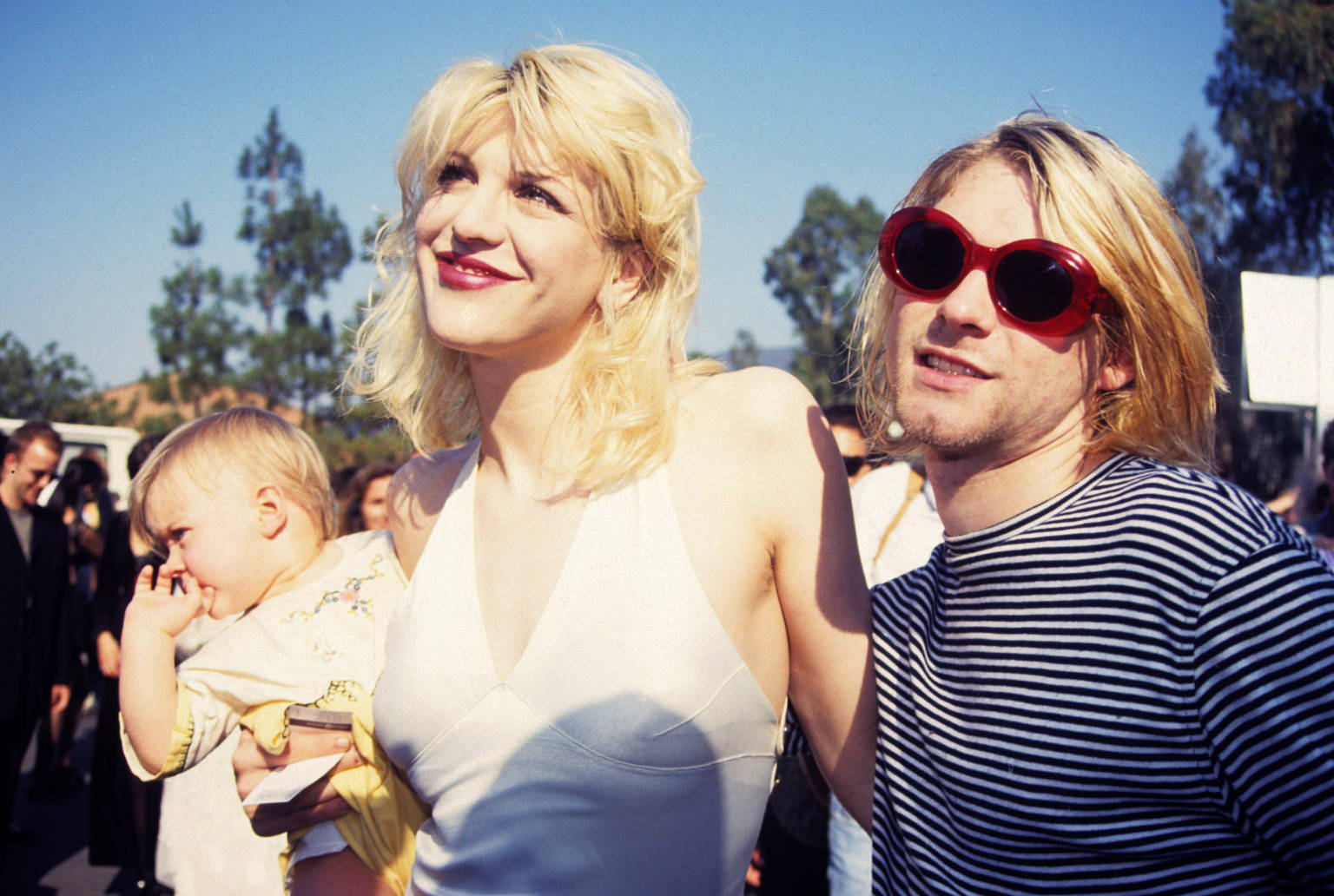 Courtney Love mit offenem Brief an Kurt Cobain zum 28. Hochzeitstag ...
