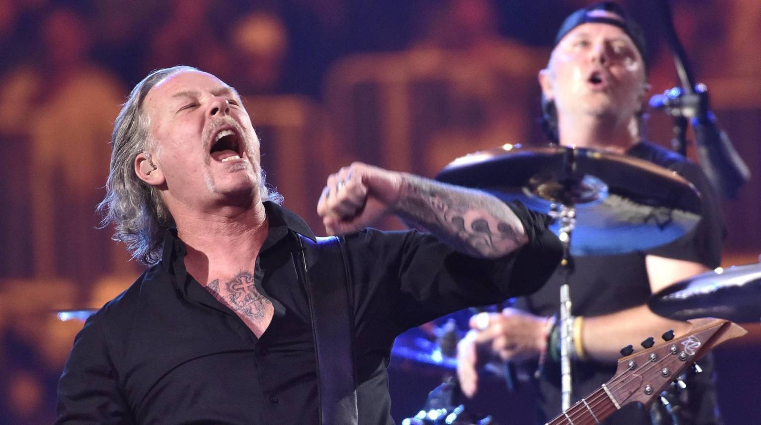 Metallica covern „Purple Haze“ in „Howard Stern Show“