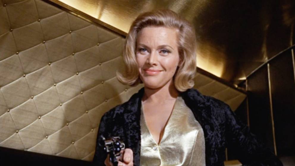 Honor Blackman: James Bonds Partnerin „Pussy Galore“ ist tot