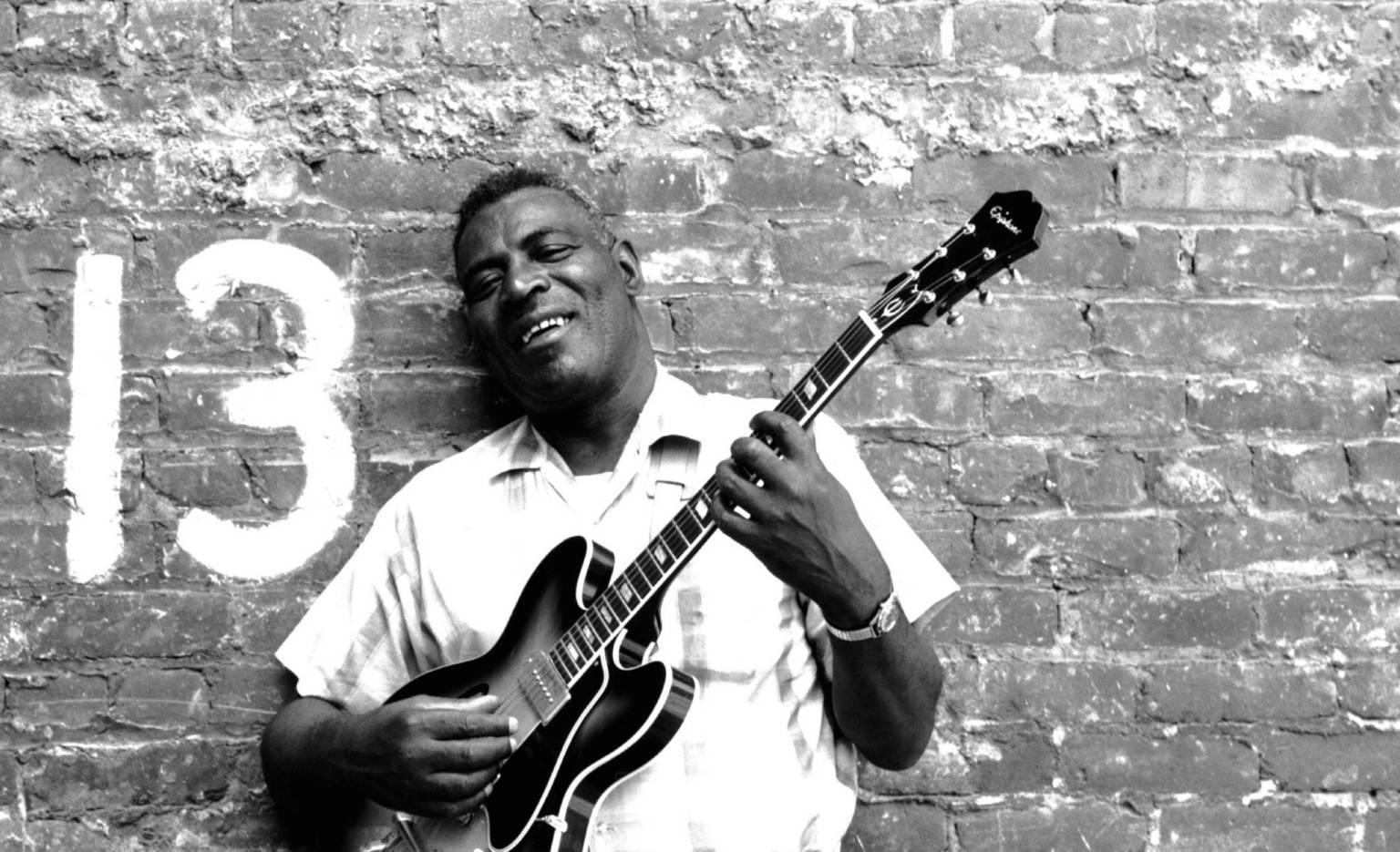 Die 100 besten Musiker: Howlin' Wolf – Essay von Buddy Guy