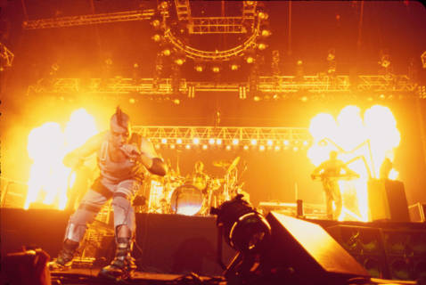 Kommt bald die Rammstein-Bühne im LEGO-Format?— Rolling Stone