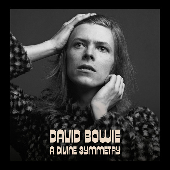„A Divine Symmetry“: Neues Boxset von David Bowie mit 48 ...