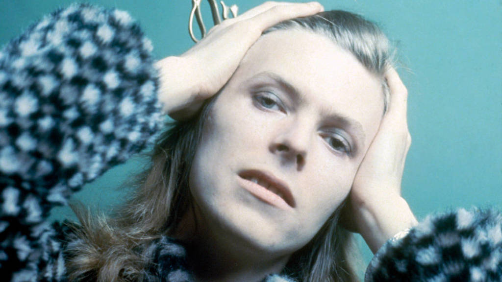 „A Divine Symmetry“: Neues Boxset von David Bowie mit 48 ...