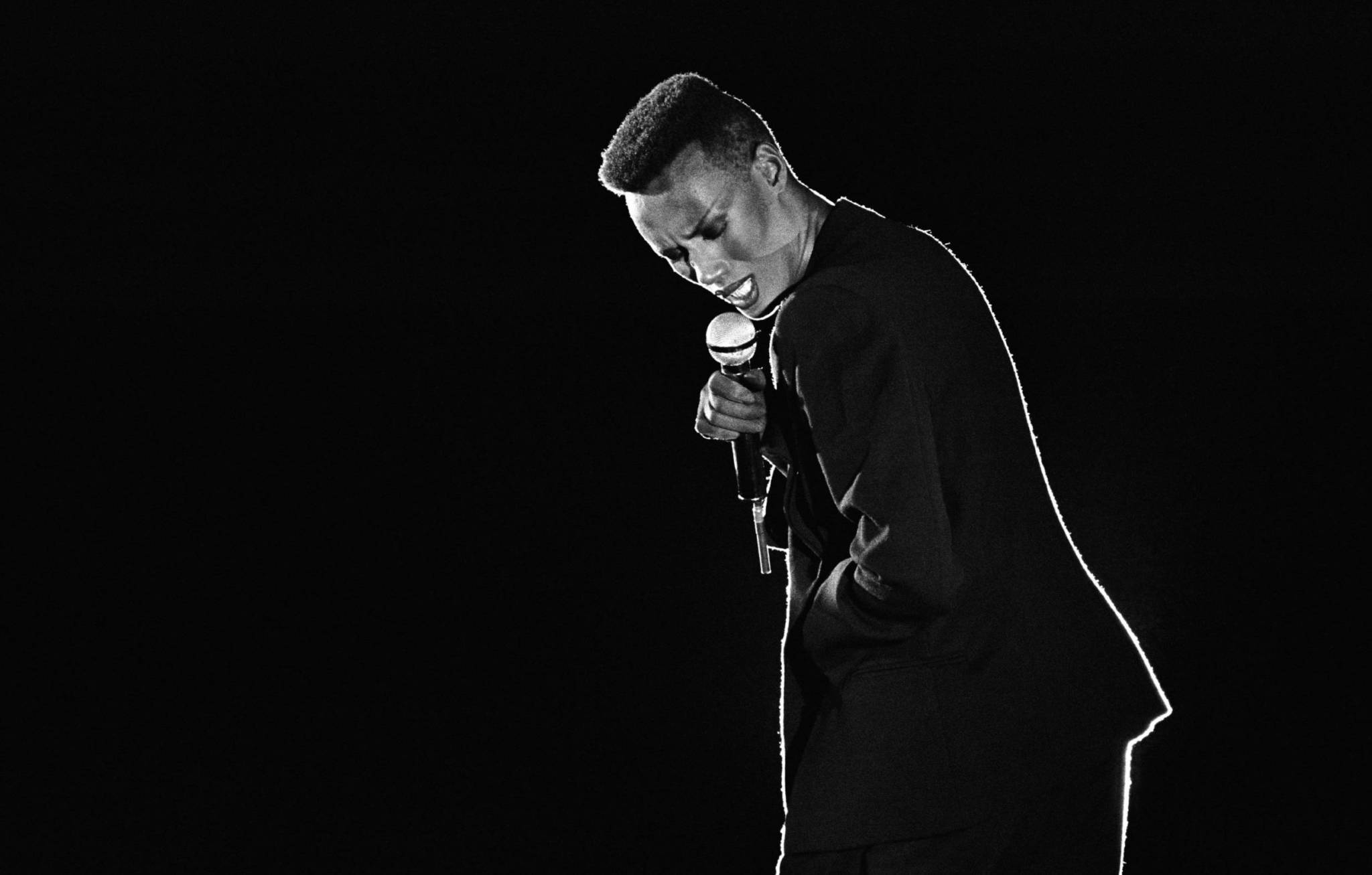Selten gezeigt: Außerirdisch schöne Bilder von Grace Jones— Rolling Stone