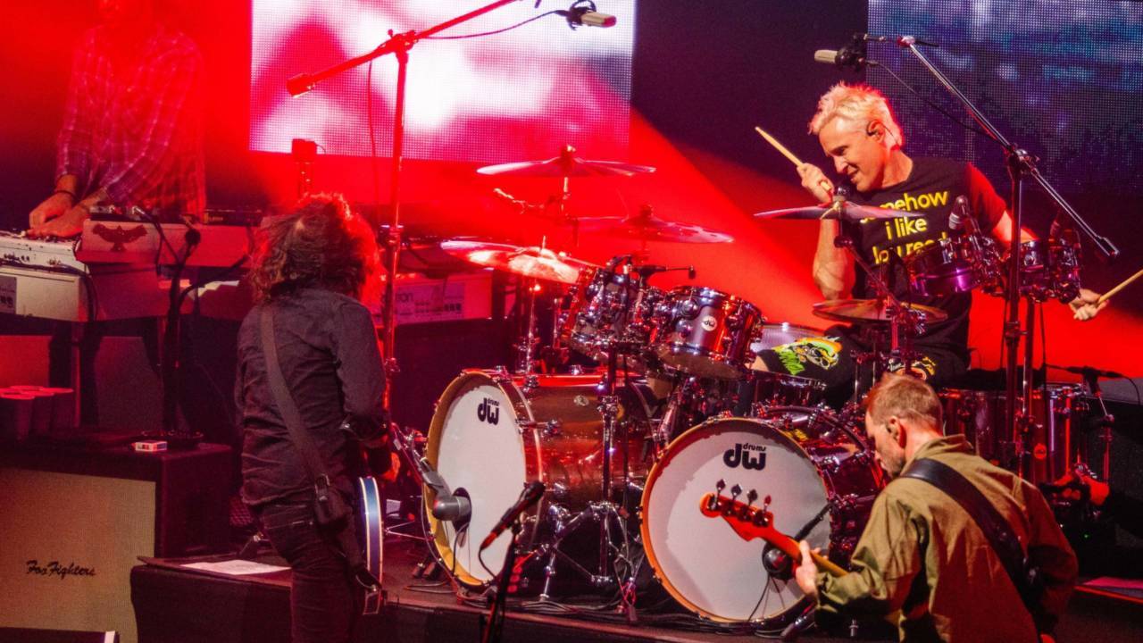 Foo Fighters: Fans debattieren Stärken und Schwächen von Josh Freese ...