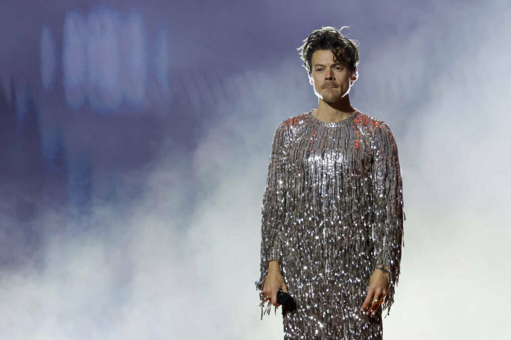 Harry Styles: Fans hören neuen Song und brechen in Tränen aus