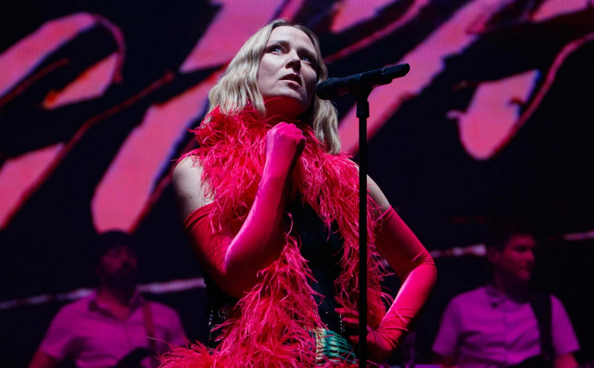 Róisín Murphy im Shitstorm: Was wird der Sängerin vorgeworfen?— Rolling ...