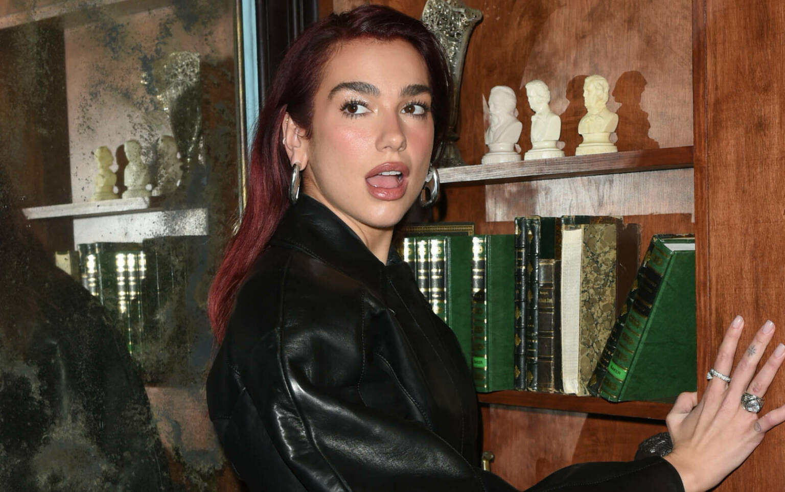 Dua Lipa erzählt, wie ihr neuer Song „Houdini“ entstand— Rolling Stone