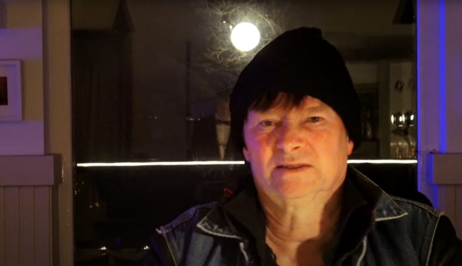 Abwärts-Sänger Frank Z. gestorben: „Einer der Größten“— Rolling Stone