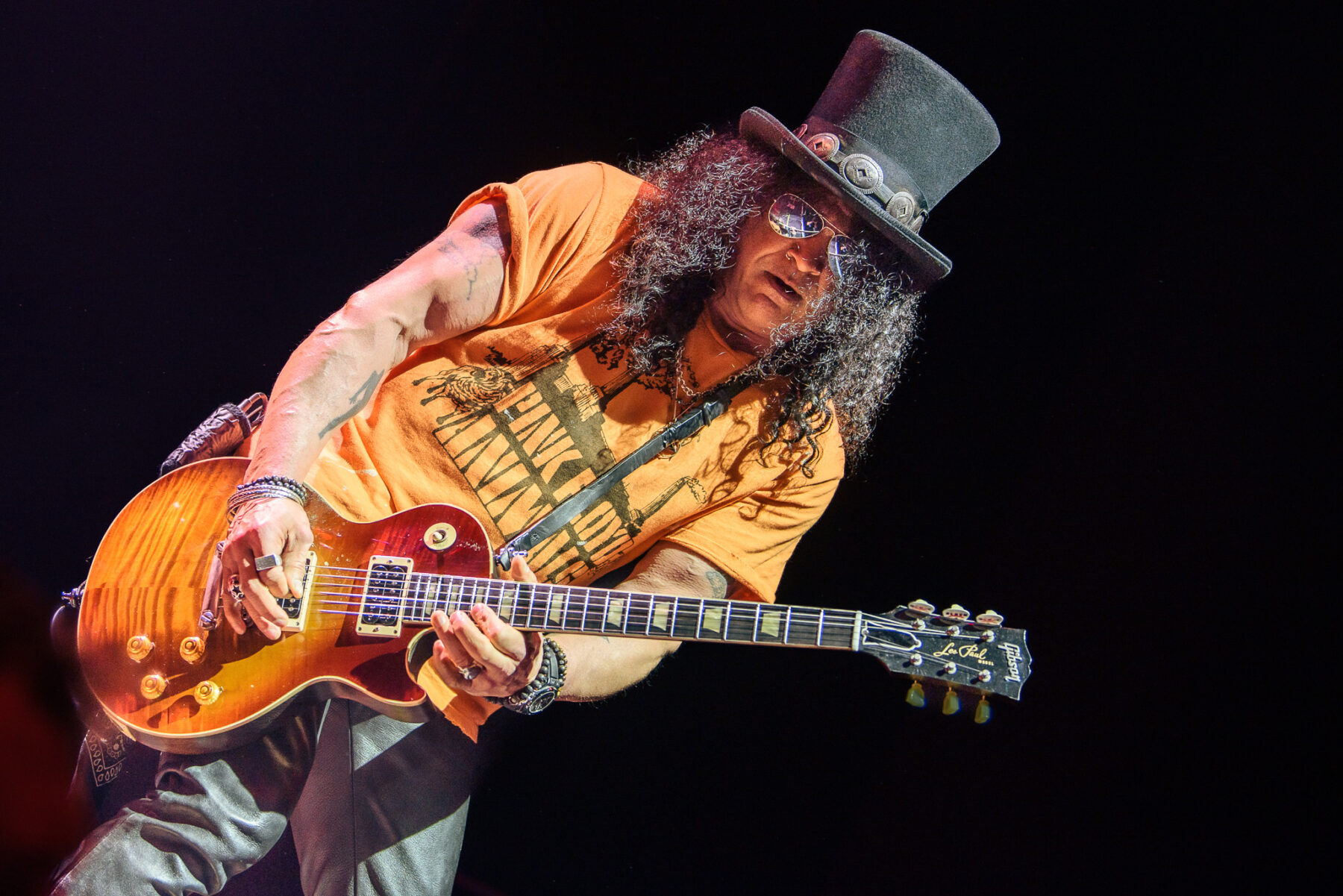 Slash kündigt Solo-Album „Orgy of the Damned“ an: 1. Single hier hören ...