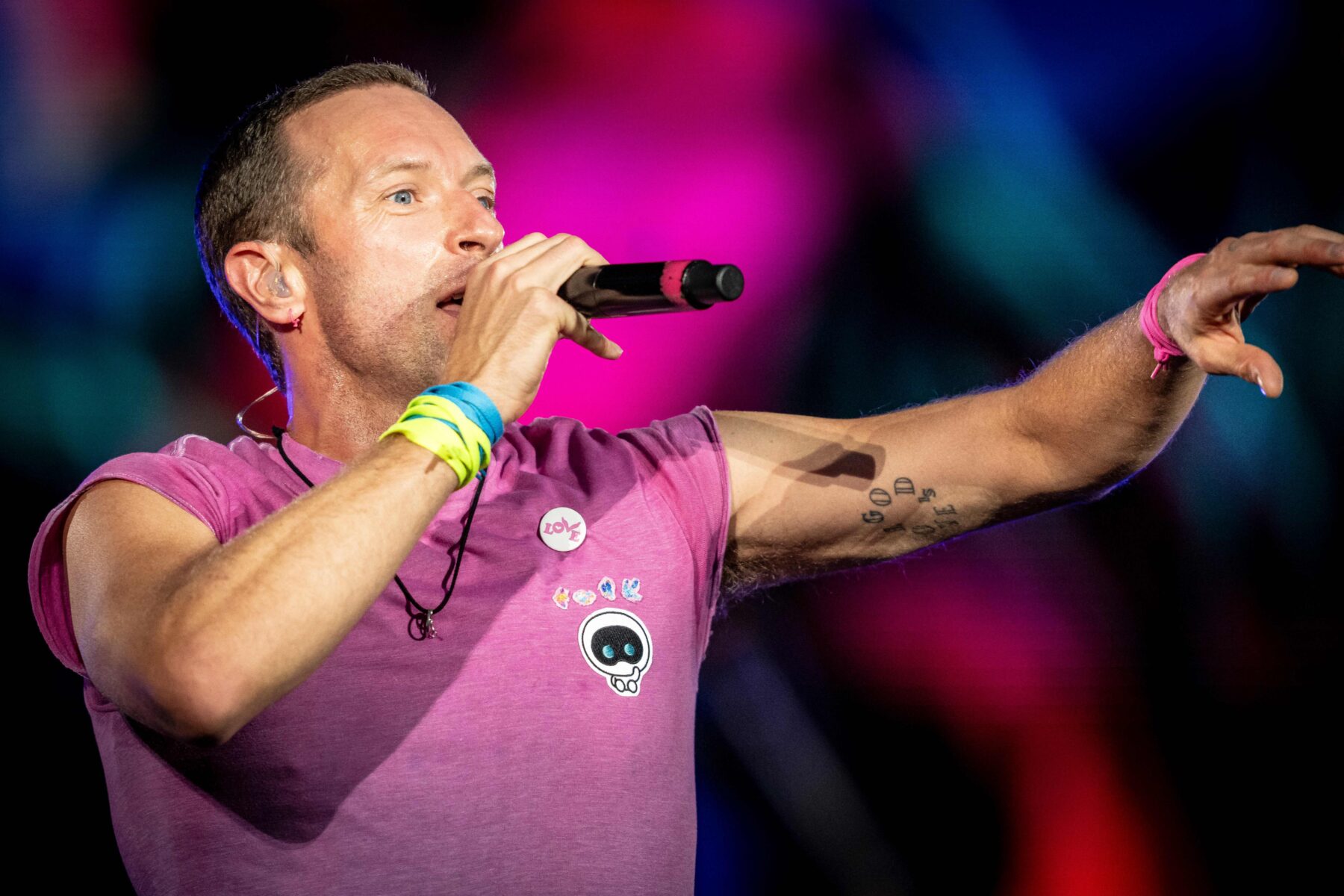 Coldplay: Neuer Song „We Pray“ mit Little Simz