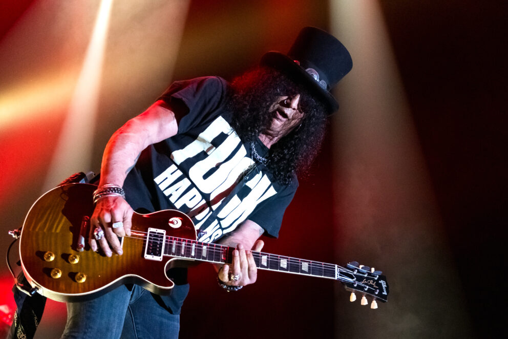 Slash kündigt Solo-Album „Orgy of the Damned“ an: 1. Single hier hören ...