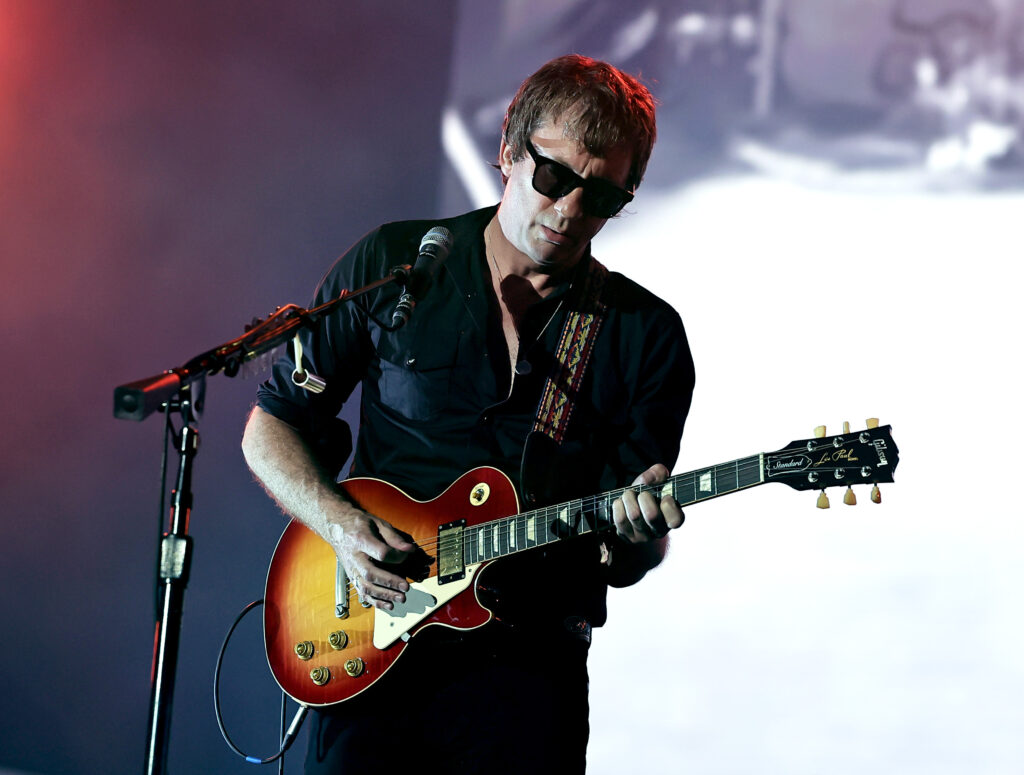 Blur kündigen neues Album „The Ballad Of Darren“ an und veröffentlichen ...