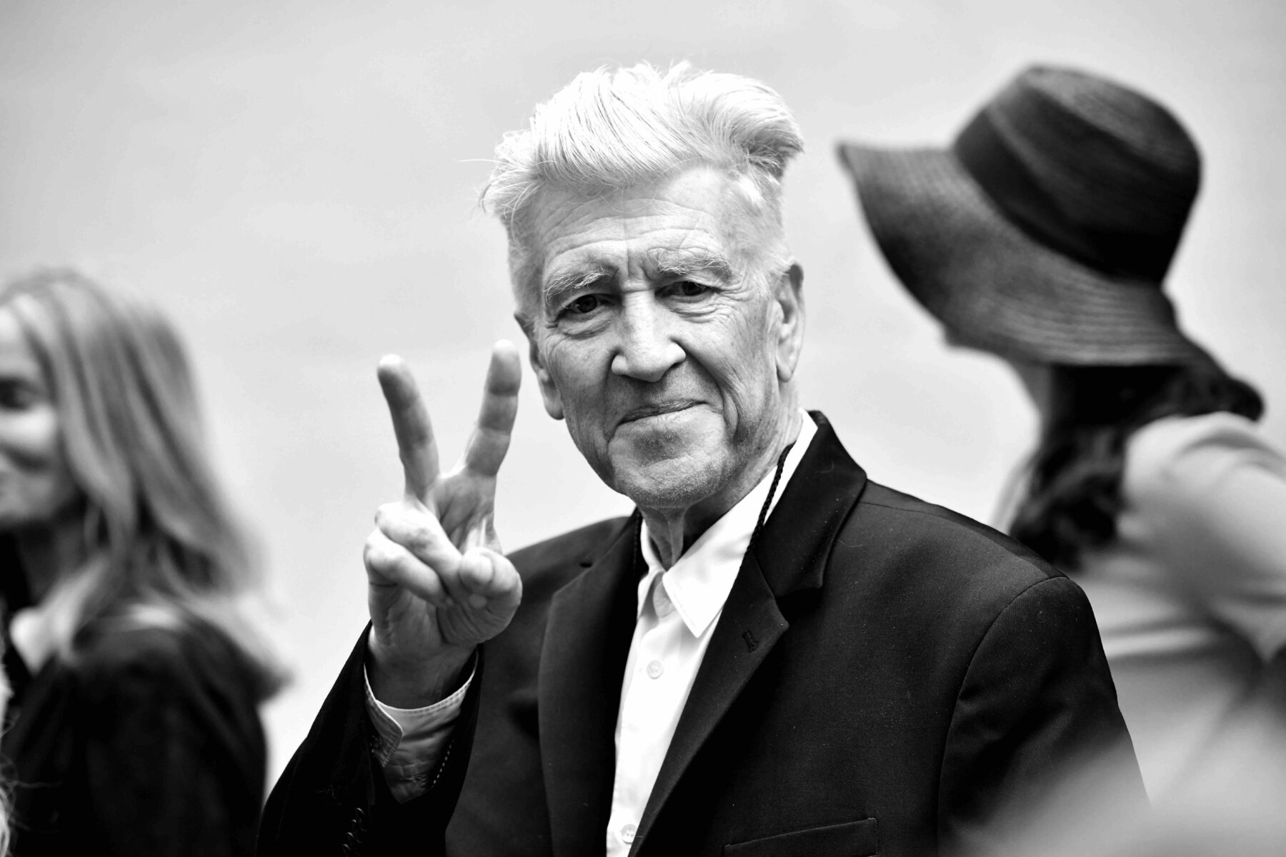 David Lynch: Kinder des Regisseurs organisieren Gruppenmediation ...
