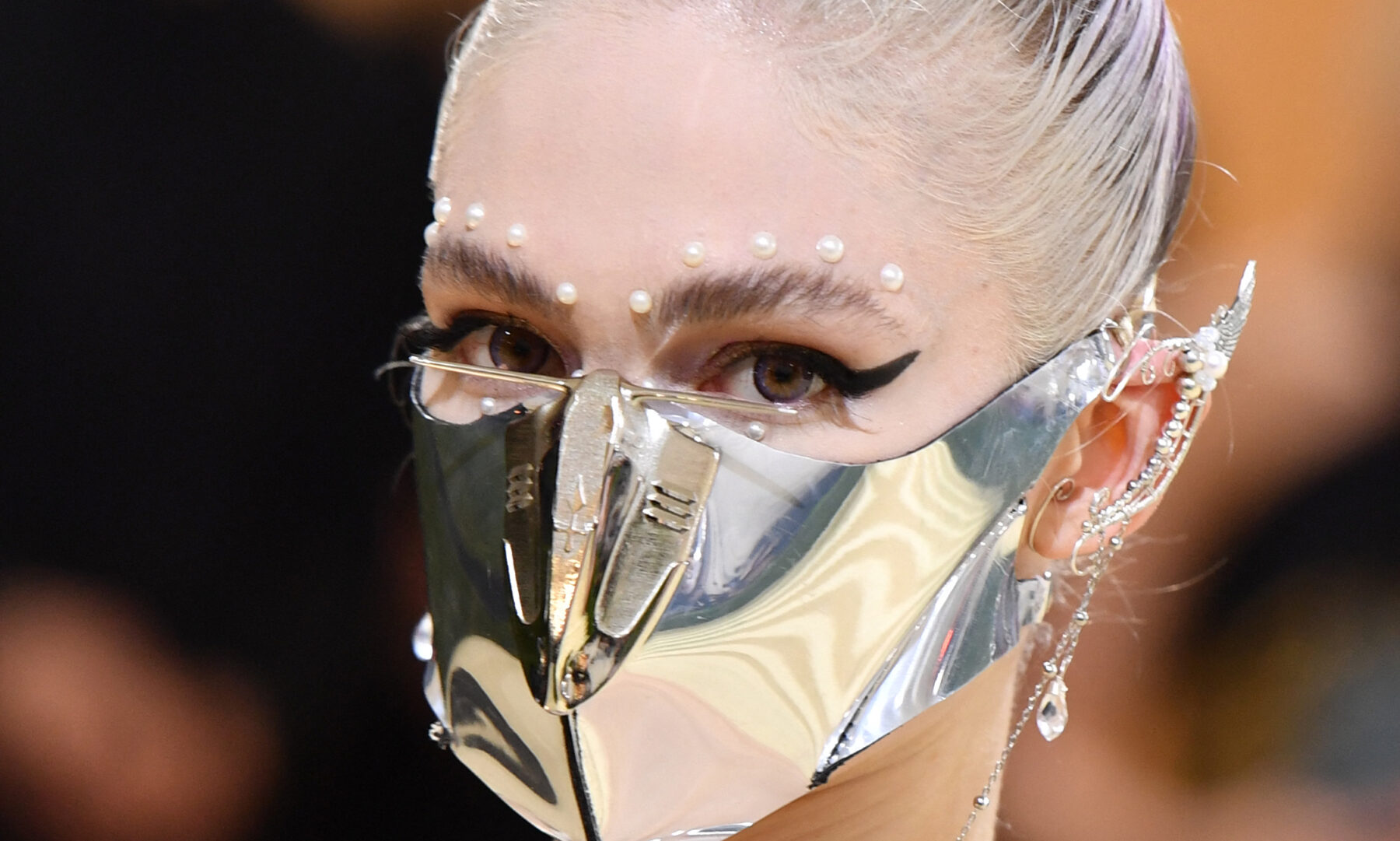 Grimes enthüllt emotionale Autismus- und ADHS-Diagnose — Rolling Stone