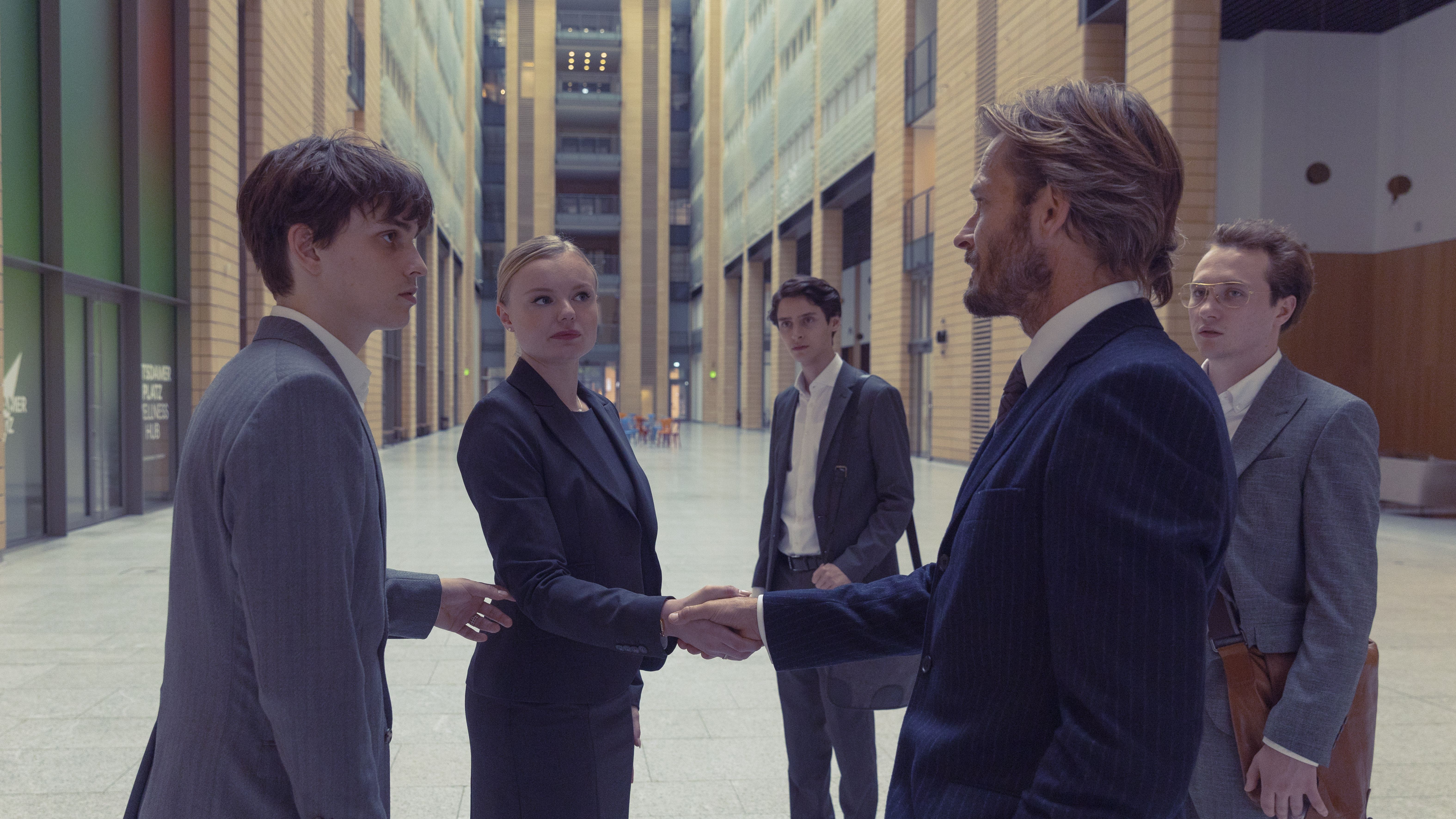 Review: "Banksters": Ein Plan B gegen das Elend